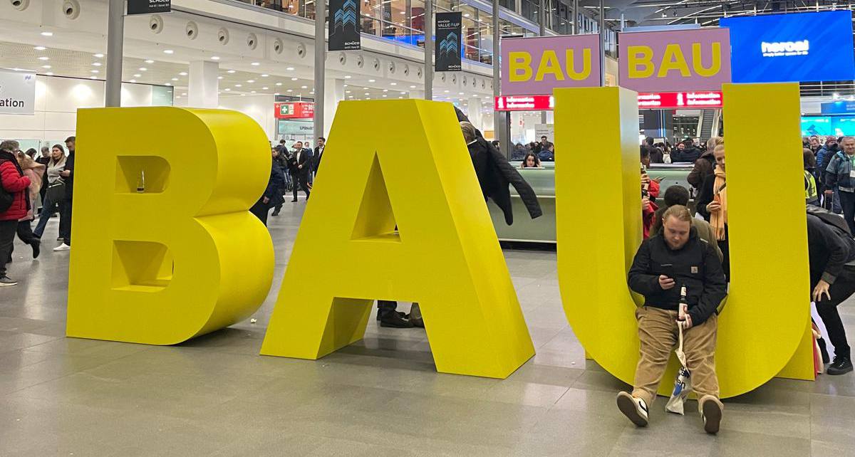 BAU 2025: חידושים וטרנדים בעולמות החלונות והדלתות